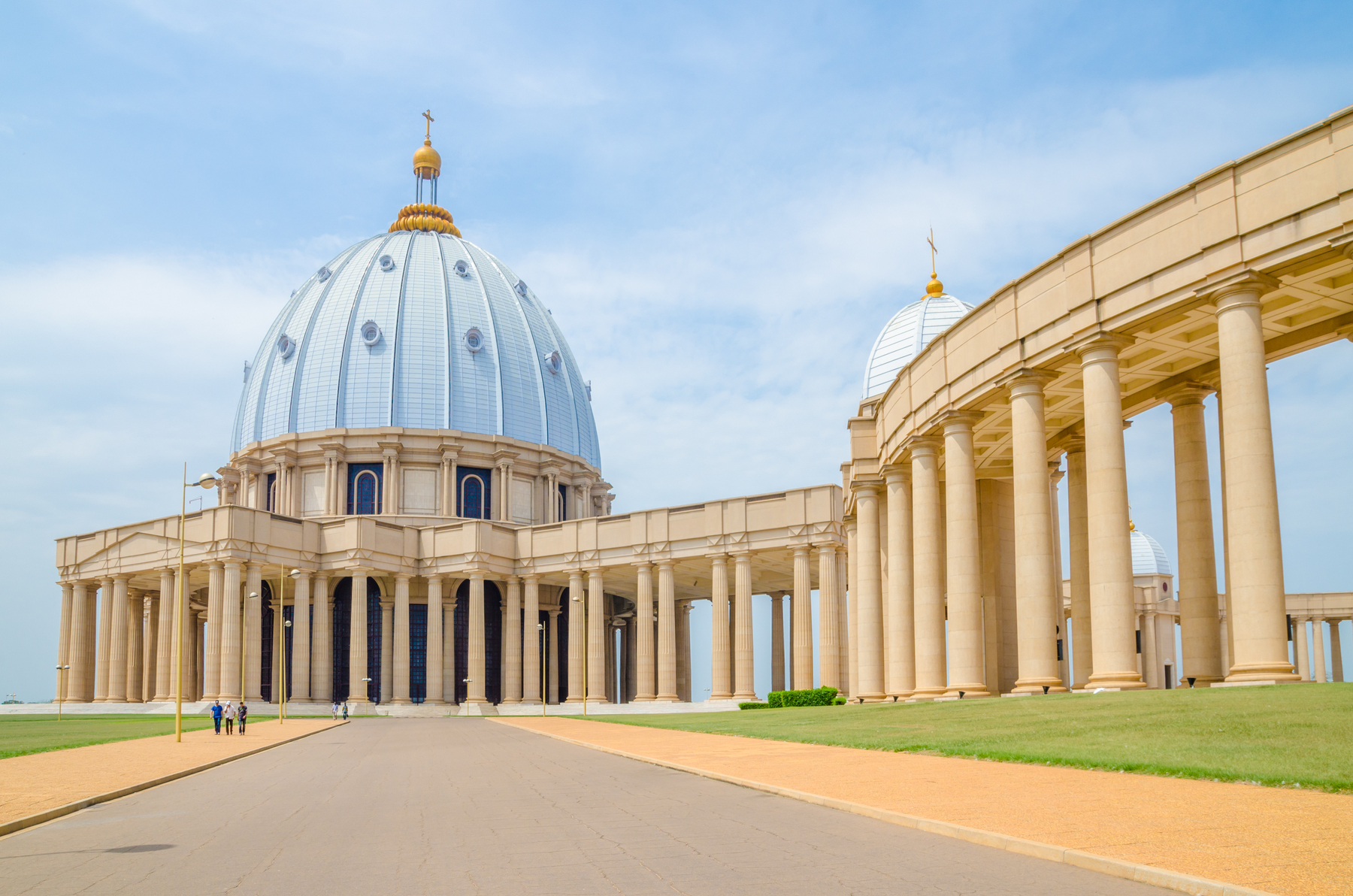 Yamoussoukro Travel Information and Guide | Bradt Guides
